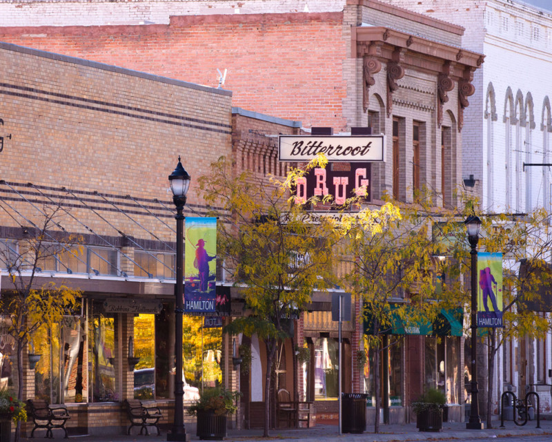 Plan a trip to Montana, Stay in the Bitteroot Valley, Find Adventures